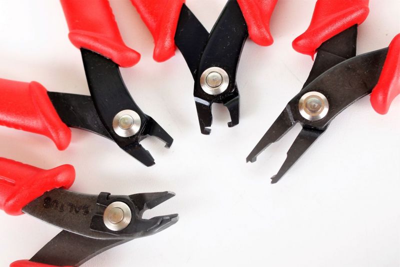 SALTUS Elektriker-Zangen Set 4 teilig Präzisions Abisolierzange ...